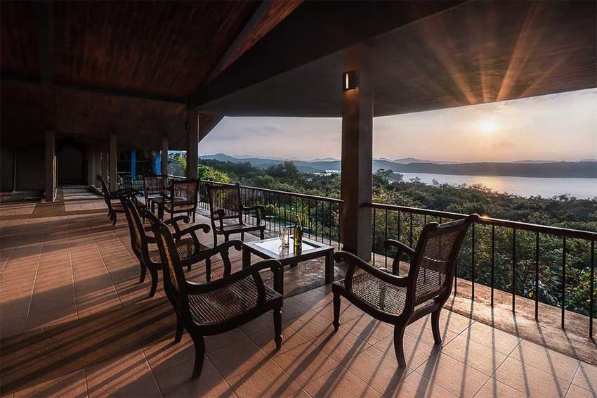 Giritale Hotel Giritale