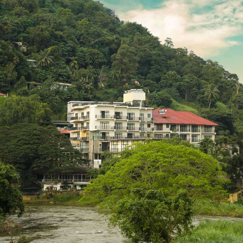 Oak Ray Regency Kandy